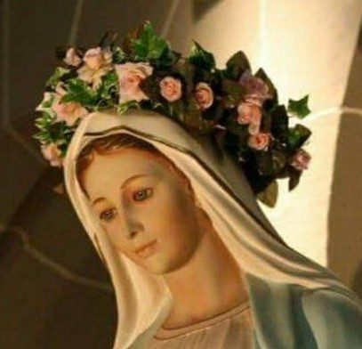 Mary – May crowning – Sacred Heart Catholic Church